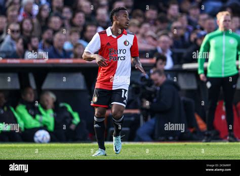 Rotterdam Netherlands October 9 Igor Paixao Of Feyenoord During The