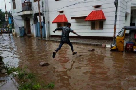 Imd Predicts Heavy Rains Thunderstorms Across Andhra Pradesh Until