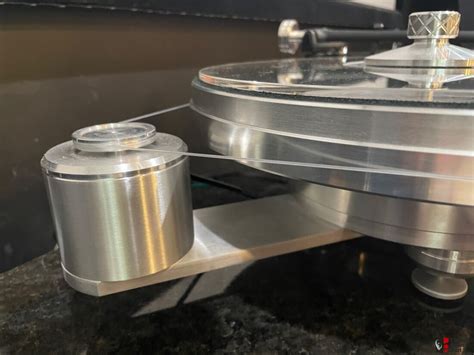 Acoustic Solid 110 Turntable Photo 3899421 Canuck Audio Mart