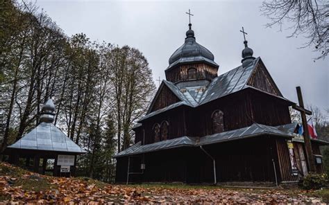Cerkwie na Podkarpaciu 14 cerkiewnych pereł Podkarpacia z historią w
