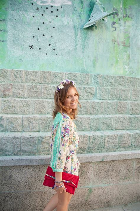 Romping Around Gypsy Queen Hollyrose Eco