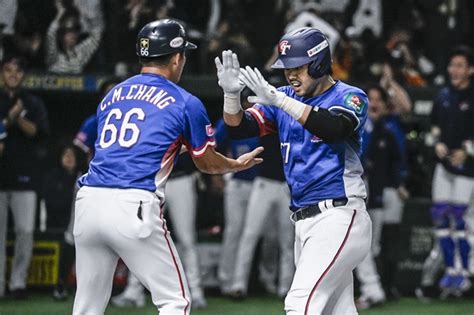 선발 교체→벌금 대만 승부수 통했다 국제대회 27연승 일본 꺾고 프리미어12 첫 우승