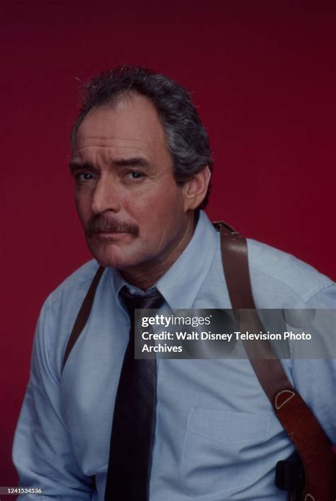 Sandy Mcpeak Promotional Photo For The Abc Tv Series Blue Thunder Nachrichtenfoto Getty Images