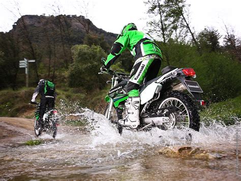 Motorrad Vergleich Honda Crf300l 2023 Vs Kawasaki Klx 250 2016
