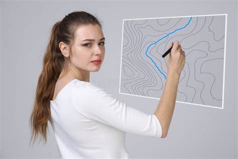 Concetto Di Sistemi Informativi Geografici Scienziato Della Donna Che