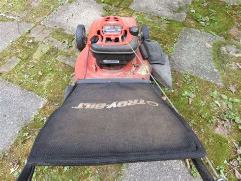 Troy Bilt 21 Rear Bag Push Mulching Mower Gc5 Auctions