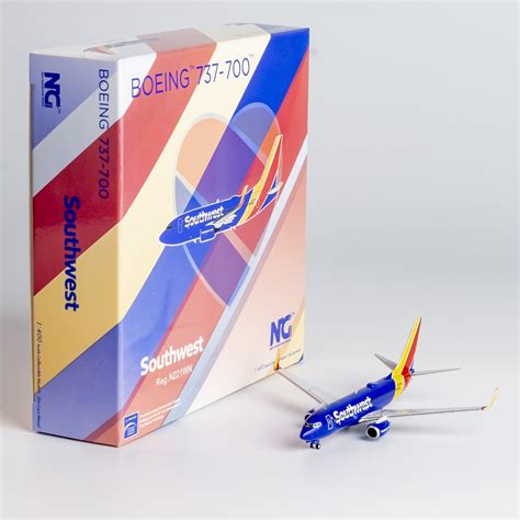 Ng Models 1400 Southwest Airlines N221wn Boeing 737 700w
