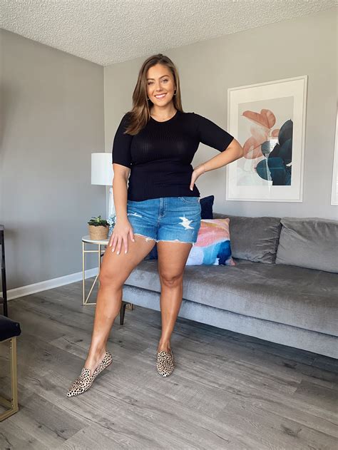 A Curvy Girls Guide To Shorts — Caralyn Mirand Koch