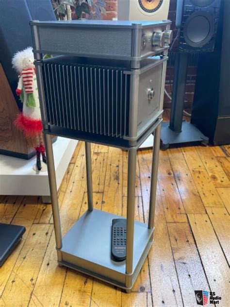 Sugden Bijou Class A Amplifier Preamp And Integrated Rack System