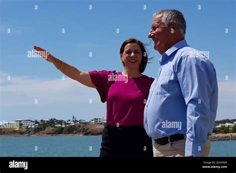 Queensland Liberal National Party Leader Deb Frecklington Campaigns With Lnp Candidate For