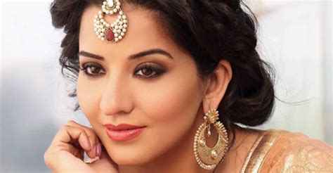 Whoa Check Out Ex Bigg Boss Contestant Monalisas Amazing
