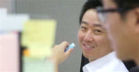 사진 코스피 2100선 회복 시도
