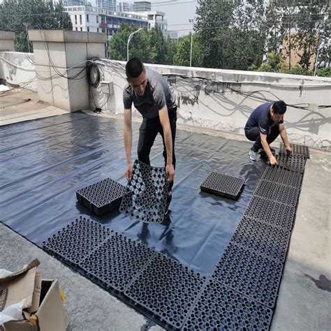 蓄水板怎么铺设图片 蓄水板和排水板的图片 大山谷图库