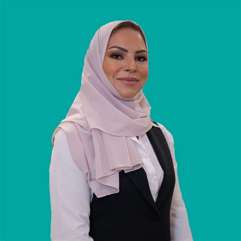 د خلود صالح قاري Youtube