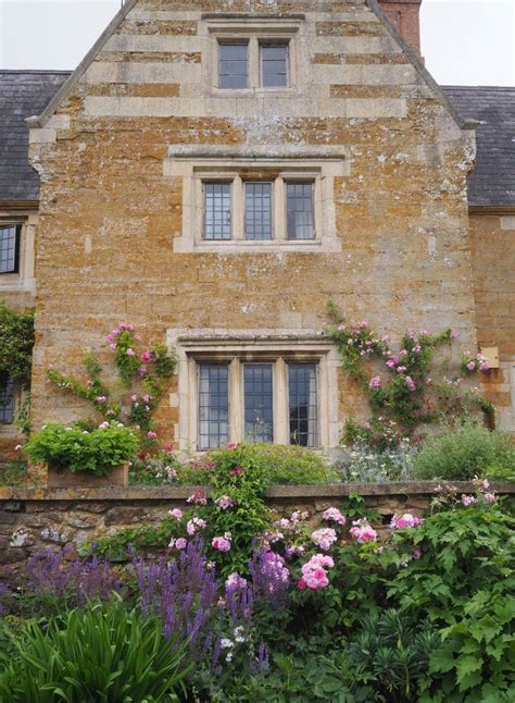 21 English Manor Garden Ideas To Consider Sharonsable