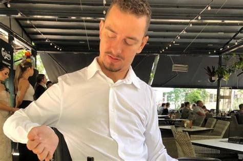 Incredibilă poveste despre dârzenie şi voinţă tenismen campion ajuns în scaun cu rotile acum
