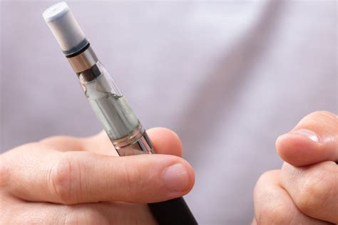How To Use A Push Button Vape Pen A Step By Step Guide Vapes Super Store