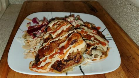 Delicious Chuletas Con Tajadas Recipe