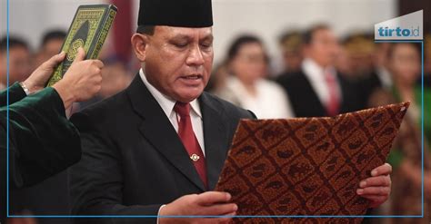Jokowi Segera Teken Keppres Pemberhentian Sementara Firli Bahuri