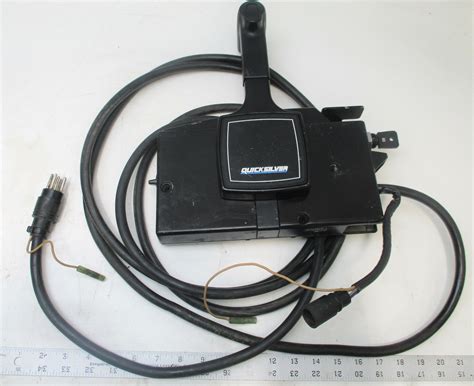 A QuickSilver Commander Remote Control Pin Non Trim Push Throttle Green Bay