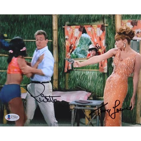 Tina Louise And Dawn Wells Signed Gilligans Island 8x10 Photo Beckett