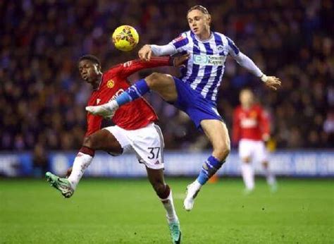 曼联“甩卖”绝对主力达洛，5000万英镑，皇马快来“接盘”！球迷那也都快