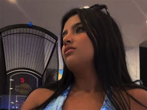 Alejandra Quiroz deja la albañilería para ser estrella en OnlyFans La Jiribilla