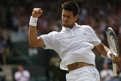 Wimbledon Djokovic Retrouve Les Demi Finales La Presse