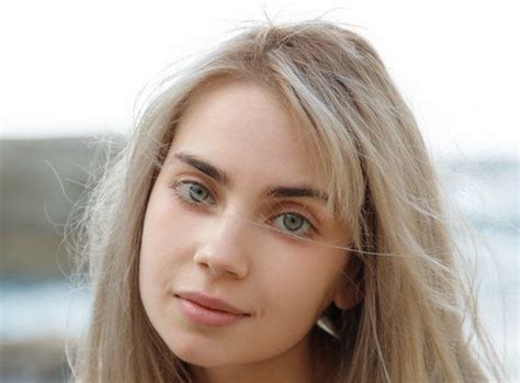 Sofy Bee Biography Wiki Age Height Career Photos And More