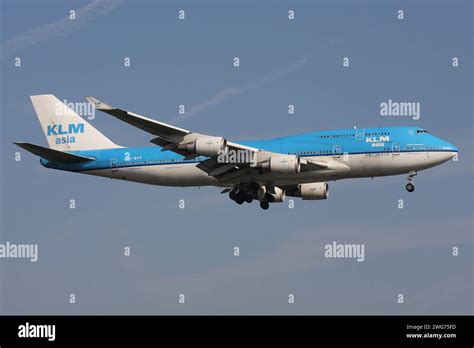 Klm Asia Boeing 747 400 With Registration Ph Bfp On Final For Amsterdam