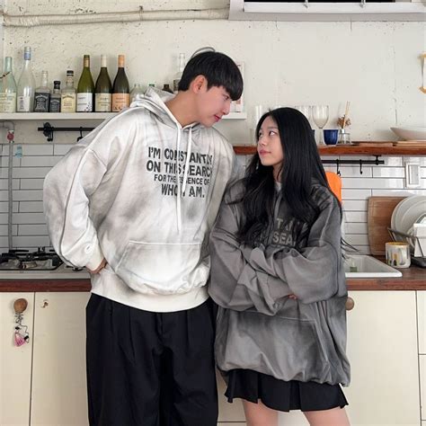 몽쉘커플 데일리추천 후아이엠 남녀공용 워싱 오버핏 레터링 후드티 빈티지 빅사이즈 커플 시밀러룩