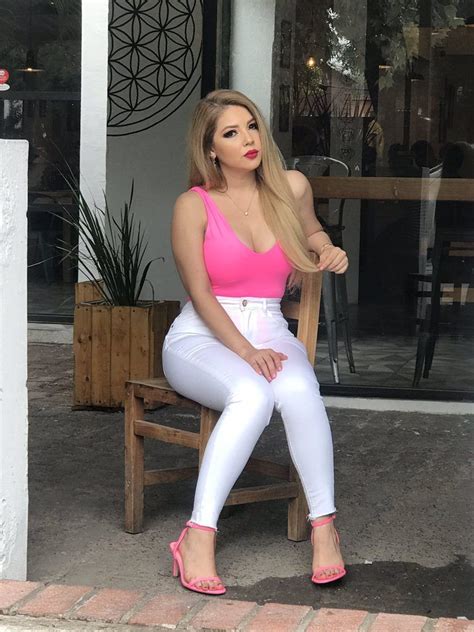 Cendy Robles La Modelo De OnlyFans Que Busca Ser Senadora