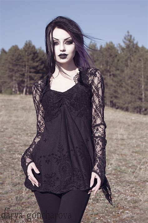 OFFICIAL DEVILNIGHT BLOG Gothic Model S Show Darya Goncharova