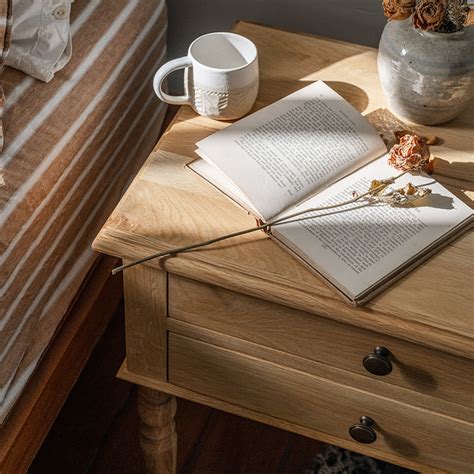 Chloé Bedside Table Oak