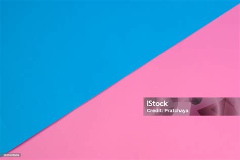 두 톤 블루와 핑크 컬러 페이퍼 배경 설계를 위한 빈 공간입니다 0명에 대한 스톡 사진 및 기타 이미지 0명 공란 광고 Istock