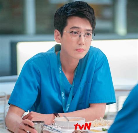 Hospital Playlist 2 Menuju Episode 4 Kim Jun Wan Mulai Hadapi Masalah