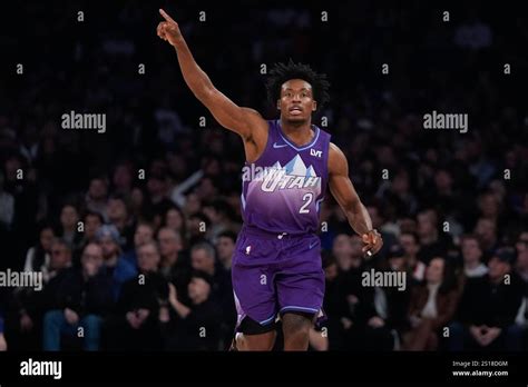 Utah Jazzs Collin Sexton 2 Gestures To A Teammate During The First