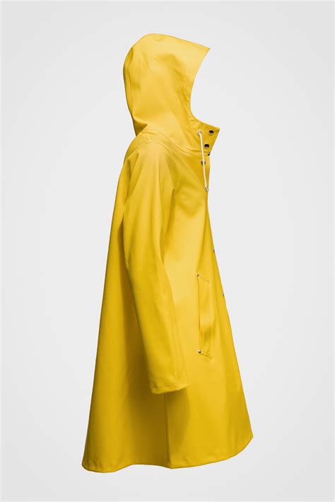 The Yellow Raincoat Style And Versatility Stutterheim Us