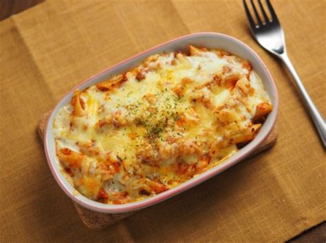 ミートソースペンネグラタン バターを使わないホワイトソースしかも電子レンジで作ります 魚料理と簡単レシピ