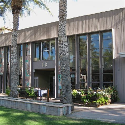 The 10 Best Restaurants Near Scottsdale Fashion Square 2025