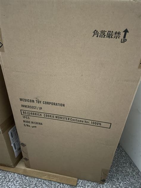 賠售超優質二手台灣公司貨 Cookie Monster X Berbrick 1000 庫柏力克 熊 餅乾怪獸 Yahoo奇摩拍賣