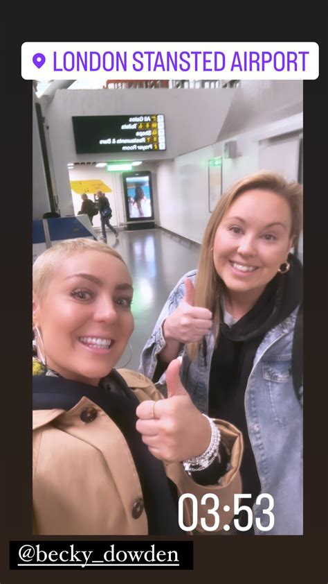 Strictlys Amy Dowden Reveals Bleach Blonde Hair Transformation