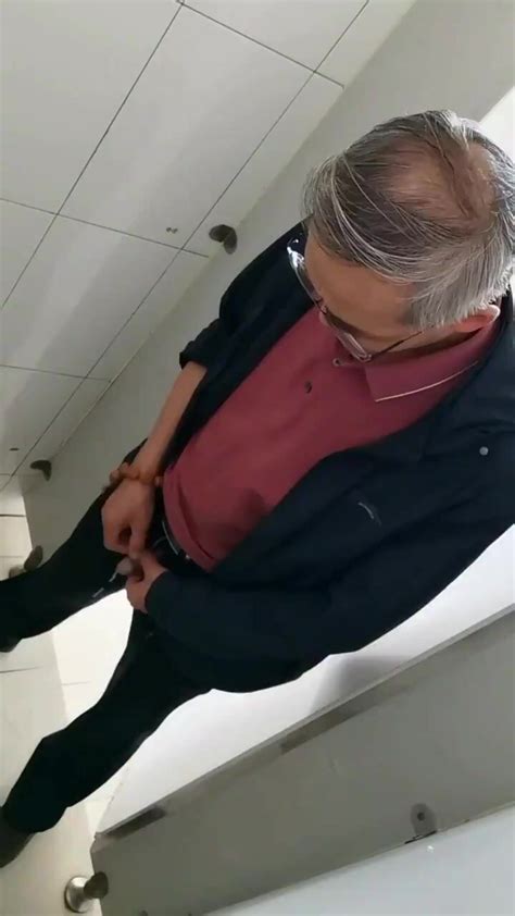 Spy Daddy Piss 15