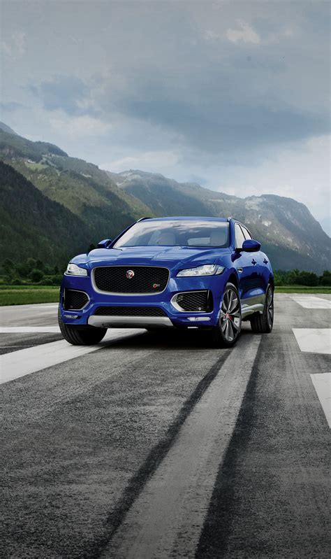 F Pace The Luxury Performance Suv Jaguar Jaguar Malaysia