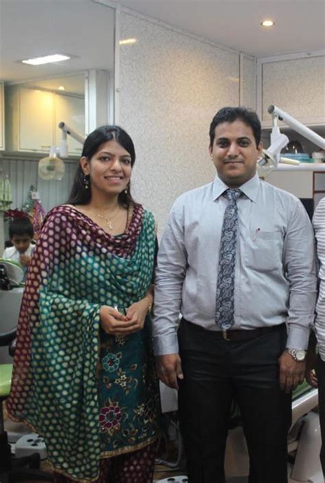 Dr Farhat Khan Book Appointment Consult Online View Fees Contact