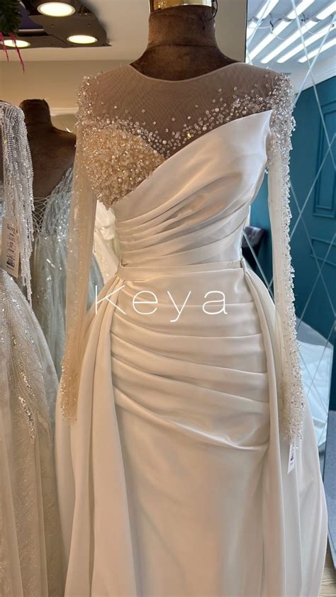 Robe de mariée satinée avec surjupe Keya Mariage
