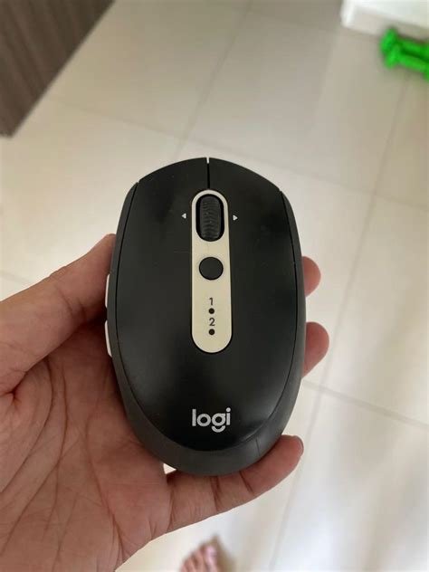 Logitech Wireless Mouse M585 Computers And Tech Parts And Accessories Mouse And Mousepads On Carousell