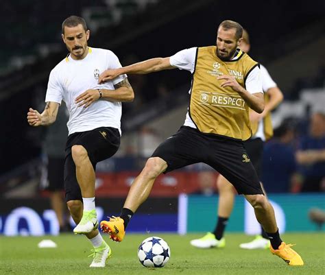 Calciomercato Juventus Chiellini Dallinfortunio Al Rinnovo Del Contratto