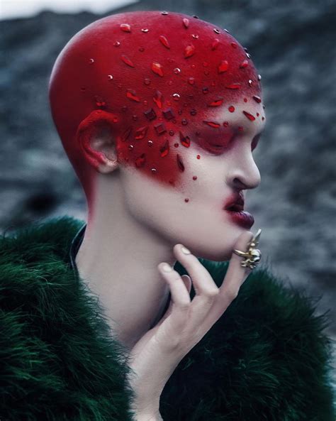 Melanie Gaydos Model With Rare Genetic Disorder Who Shows The World