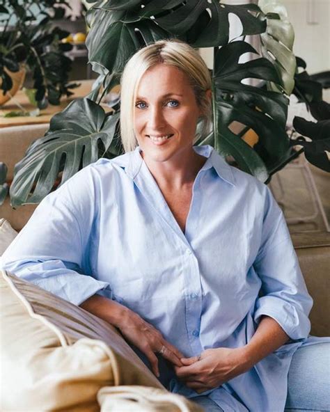 Pepeca Da Barbie Australiana Afirma Ter Nascido Sem Vagina